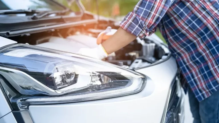 Entretien automobile : Guide complet pour bien entretenir votre voiture ...