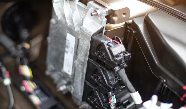 Code défaut P0606: Calculateur de gestion moteur/calculateur combiné ...