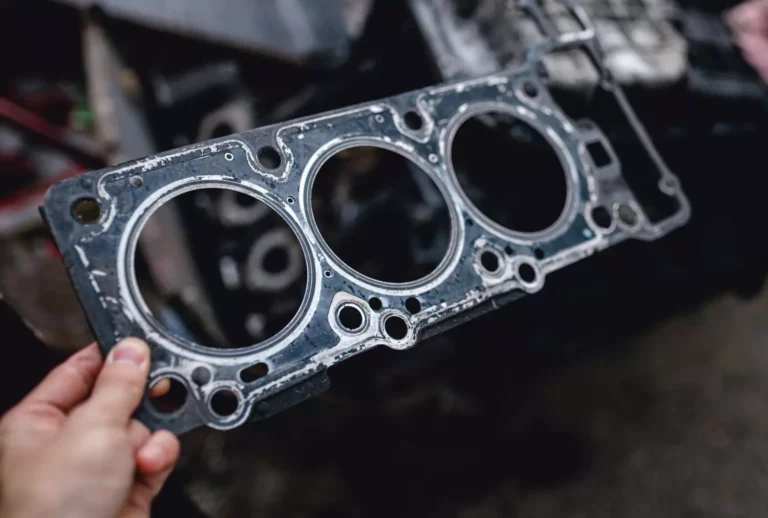 Où se trouve la culasse sur un moteur: Comprendre l'anatomie du moteur ...